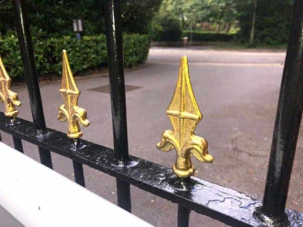 How to Paint Wrought Iron Railings with Gold Leaf Paint from Goldfarben ...